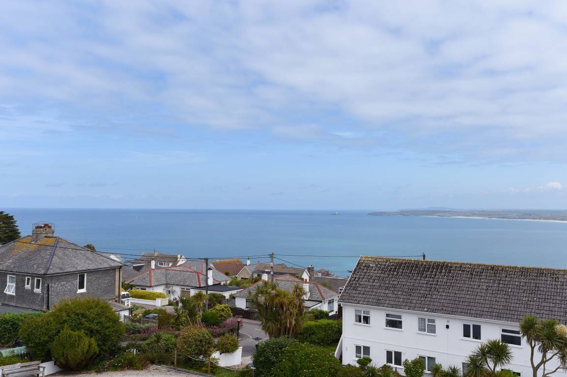 Cottage ∙ 3 Bedrooms ∙ 6 Guests - St Ives