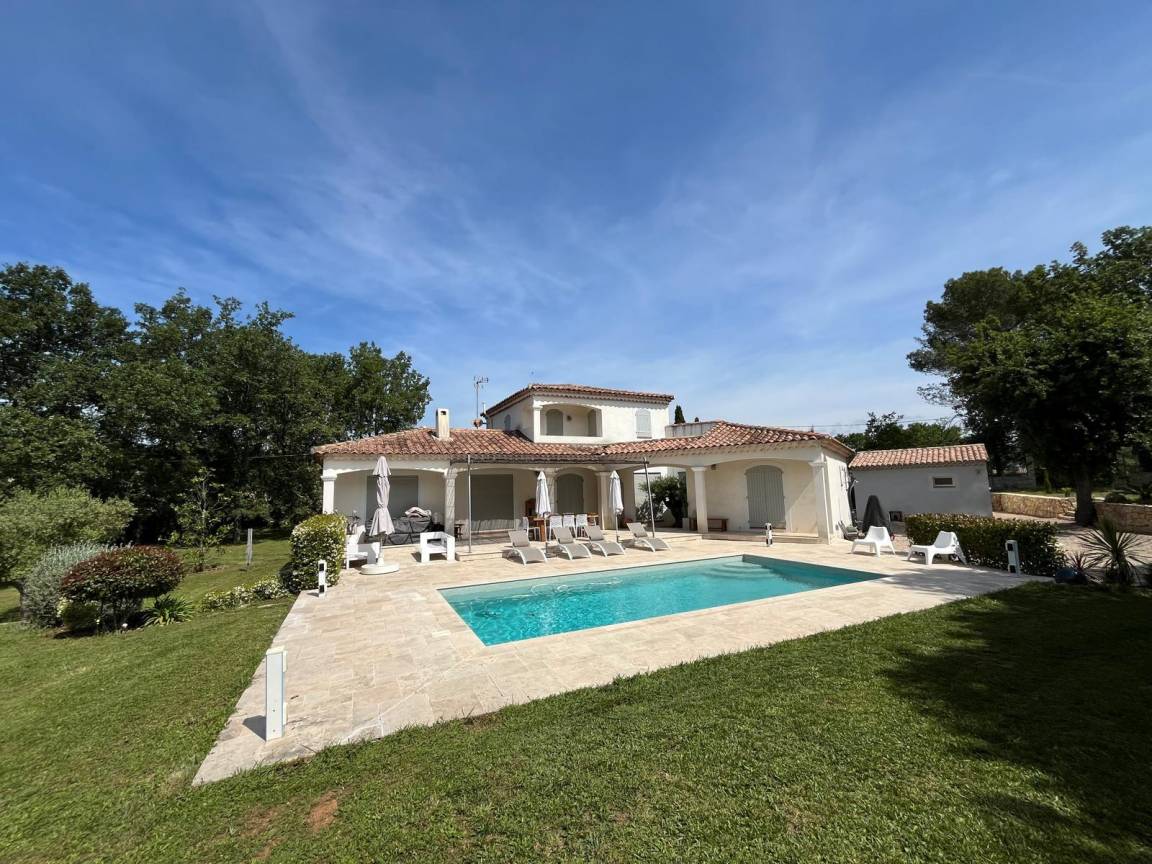 150 M² Villa ∙ 4 Schlafzimmer ∙ 8 Gäste - Fayence