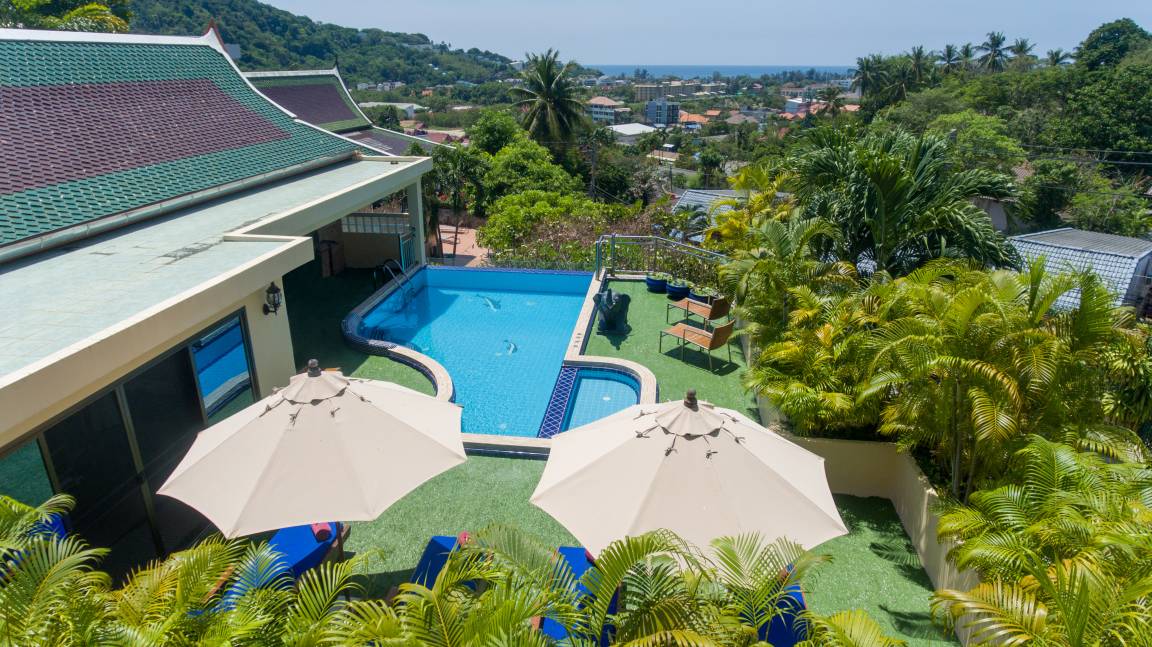 305 M² Villa ∙ 4 Bedrooms ∙ 10 Guests - Phuket district, Thailand