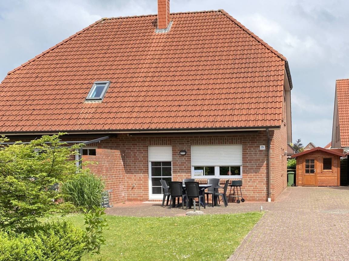 100 M² Ferienhaus ∙ 3 Schlafzimmer ∙ 6 Gäste - Hage