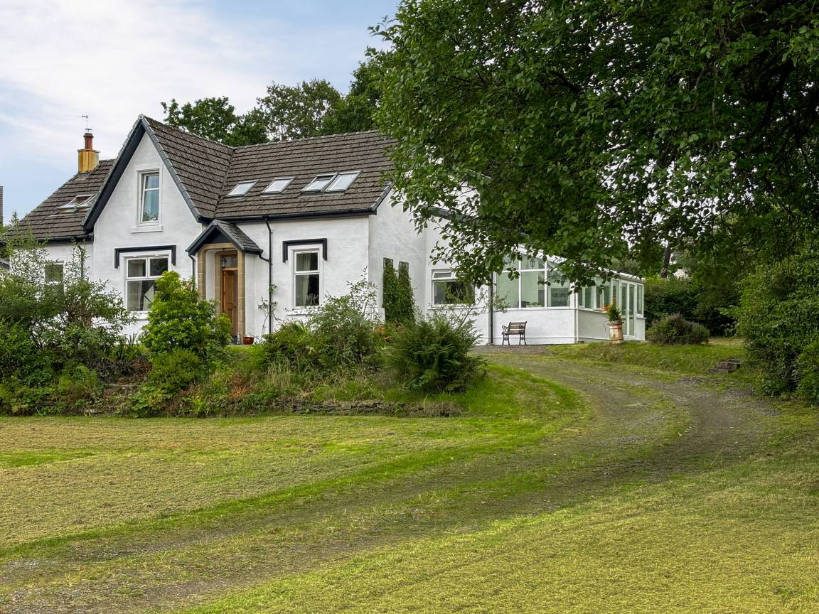 Cottage ∙ 3 Bedrooms ∙ 6 Guests - Dunoon