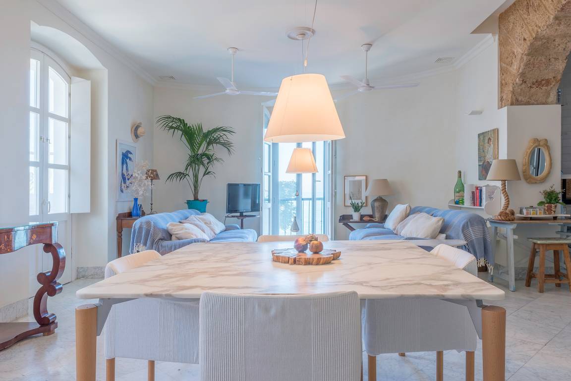 110 M² Appartement ∙ 2 Chambres ∙ 4 Personnes - Cadix