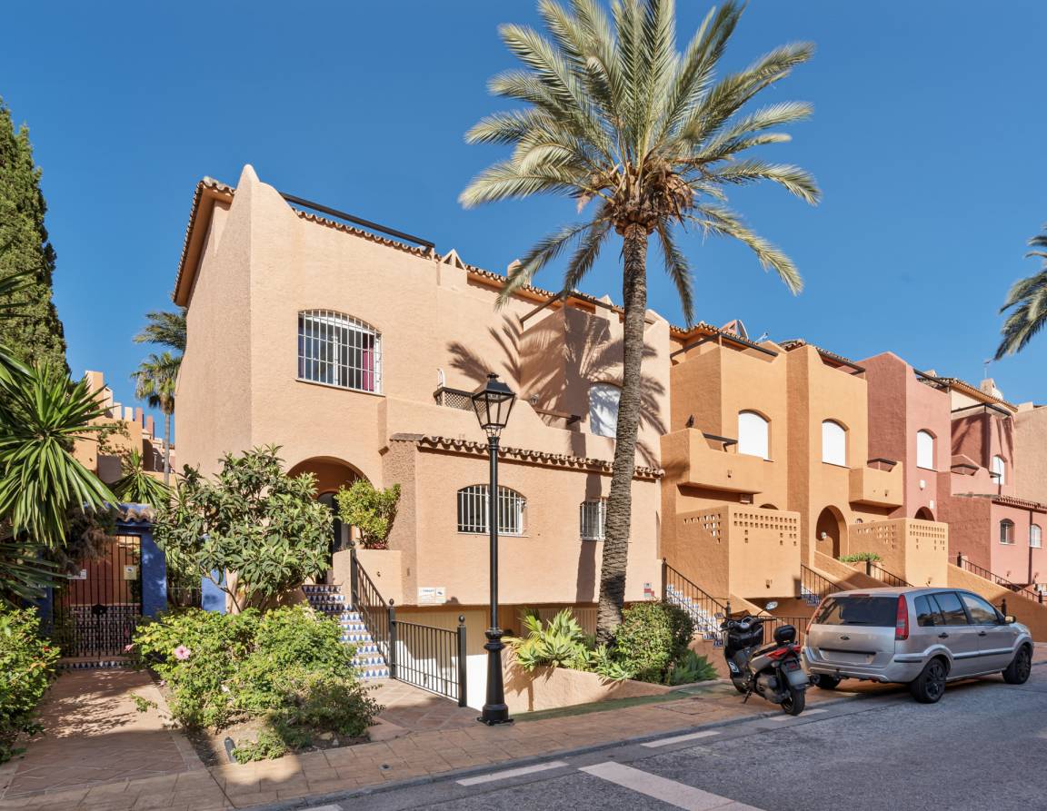 170 M² House ∙ 3 Bedrooms ∙ 8 Guests - Marbella