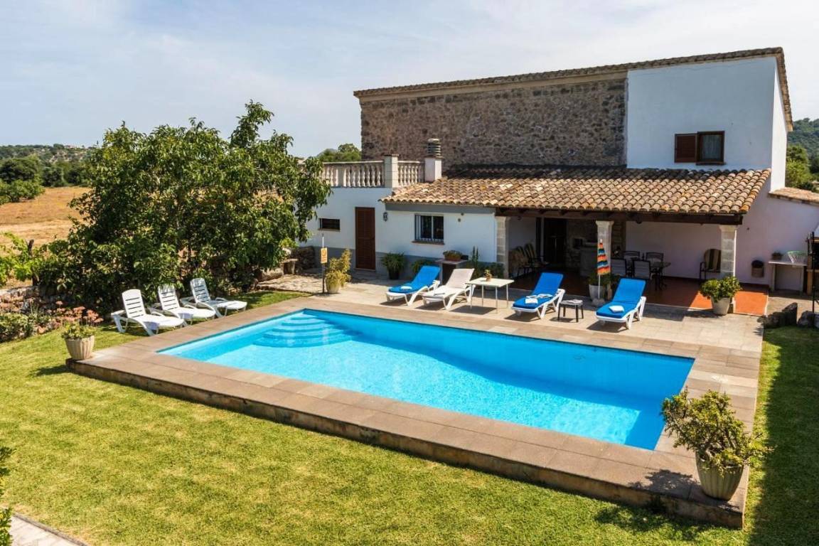 120 M² Villa ∙ 4 Bedrooms ∙ 7 Guests - Port de Pollença