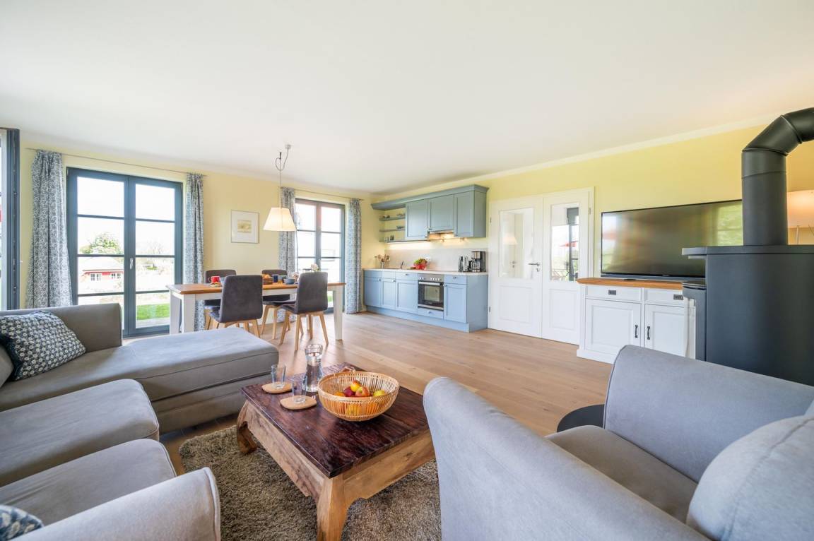 100 M² Ferienhaus ∙ 2 Schlafzimmer ∙ 4 Gäste - Lohme