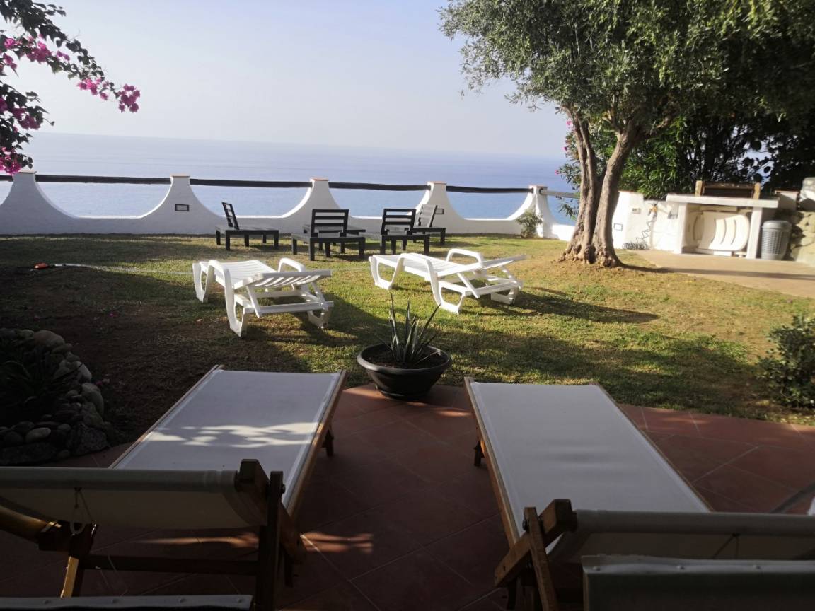 120 M² Villa ∙ 3 Habitaciones ∙ 6 Huéspedes - Parghelia