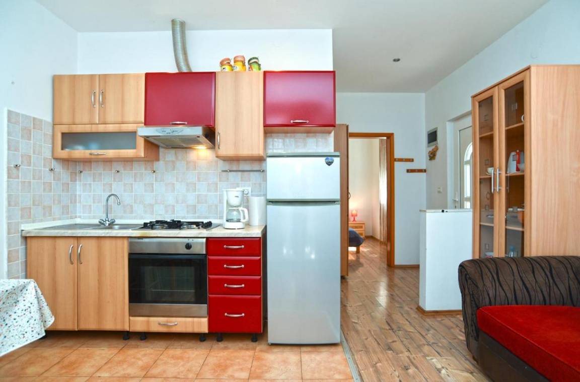 35 M² Apartment ∙ 2 Bedrooms ∙ 3 Guests - Pula