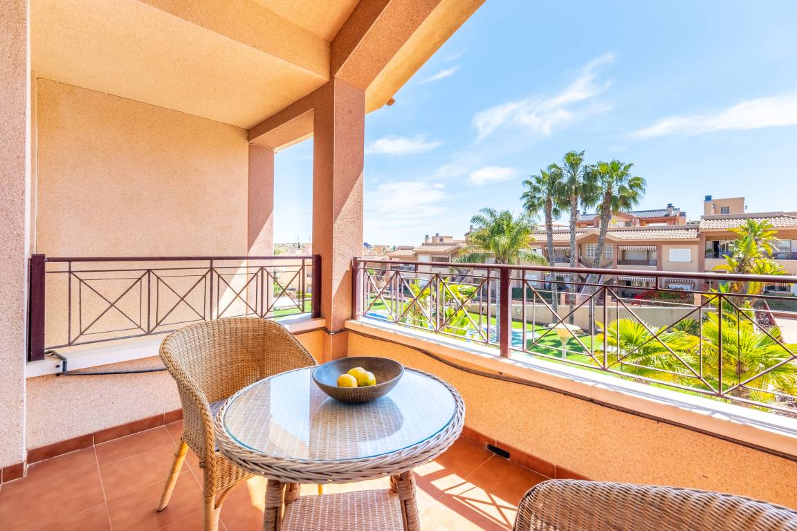 90 M² House ∙ 2 Bedrooms ∙ 5 Guests - Alicante