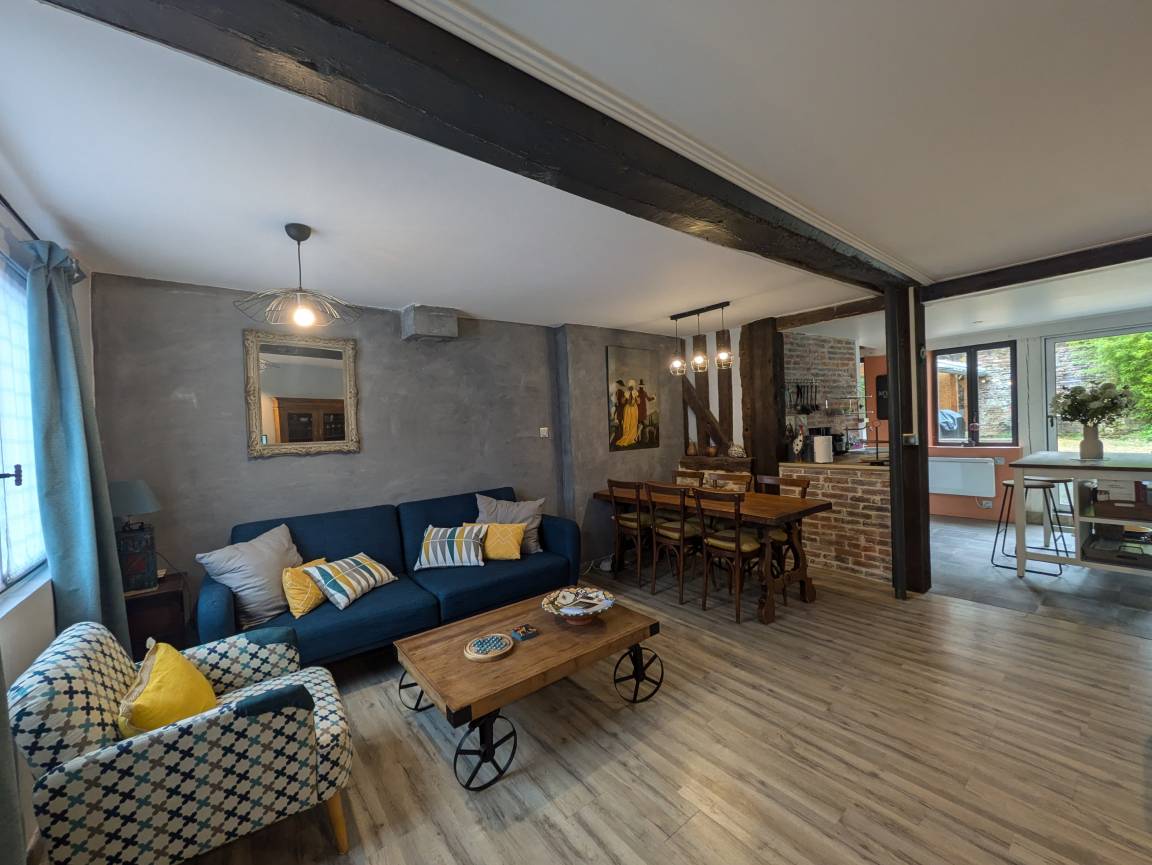 120 M² Huis ∙ 2 Slaapkamers ∙ 5 Gasten - Calvados