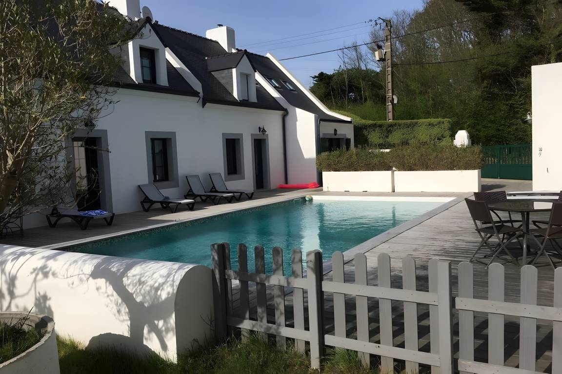 375 M² Villa ∙ 8 Makuuhuonetta ∙ 16 Vierasta - Sauzon