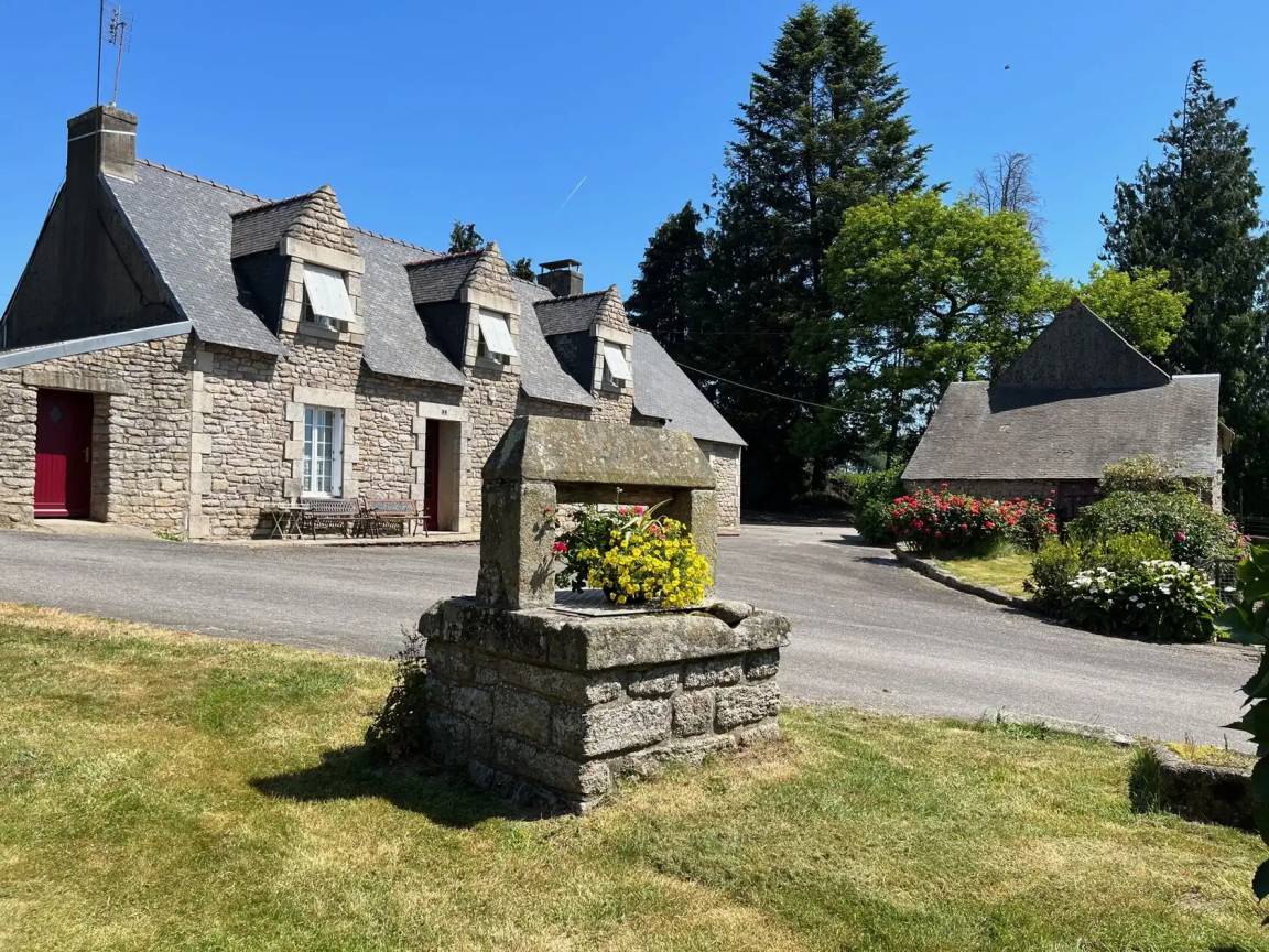 Maison De Vacances ∙ 4 Chambres ∙ 9 Personnes - Rosporden