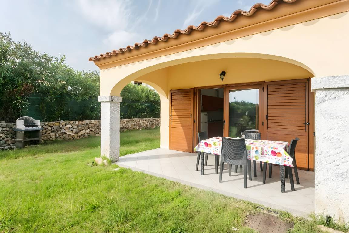 55 M² House ∙ 2 Bedrooms ∙ 5 Guests - Budoni