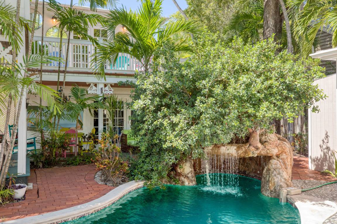 278 M² Ferienhaus ∙ 2 Schlafzimmer ∙ 4 Gäste - Key West, FL