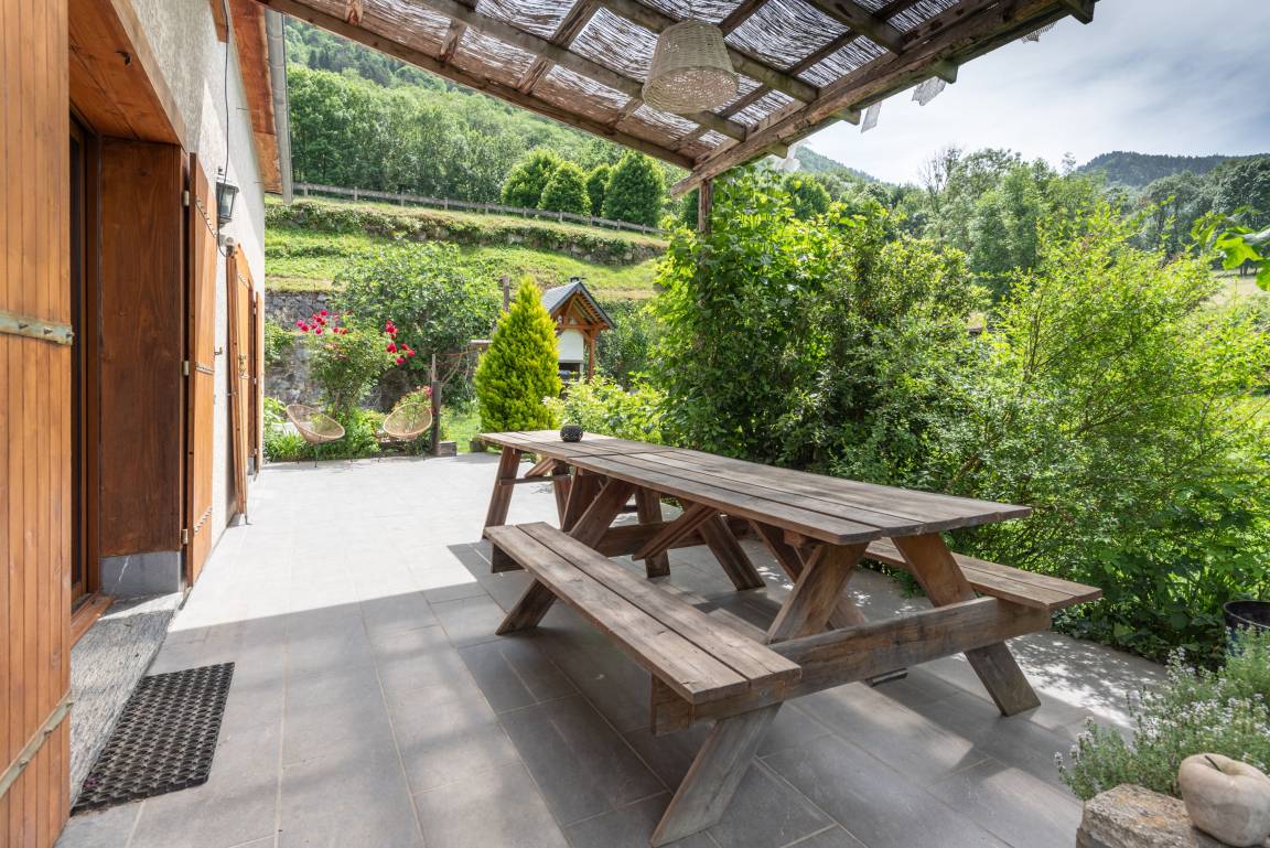 169 M² Casa ∙ 5 Habitaciones ∙ 12 Huéspedes - Arreau