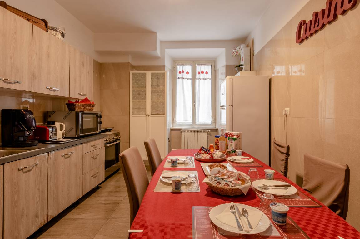 145 M² Apartment ∙ 4 Bedrooms ∙ 10 Guests - Rome