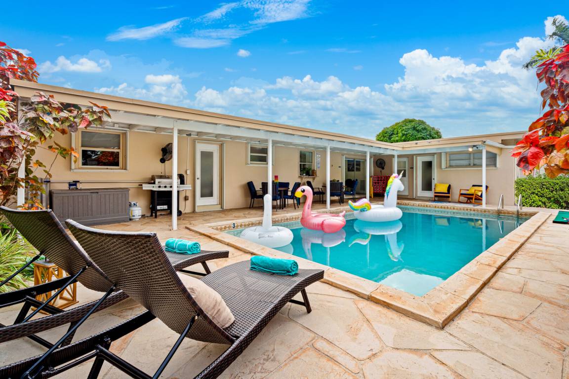 242 M² Villa ∙ 4 Habitaciones ∙ 1 Huésped - Pembroke Pines, FL