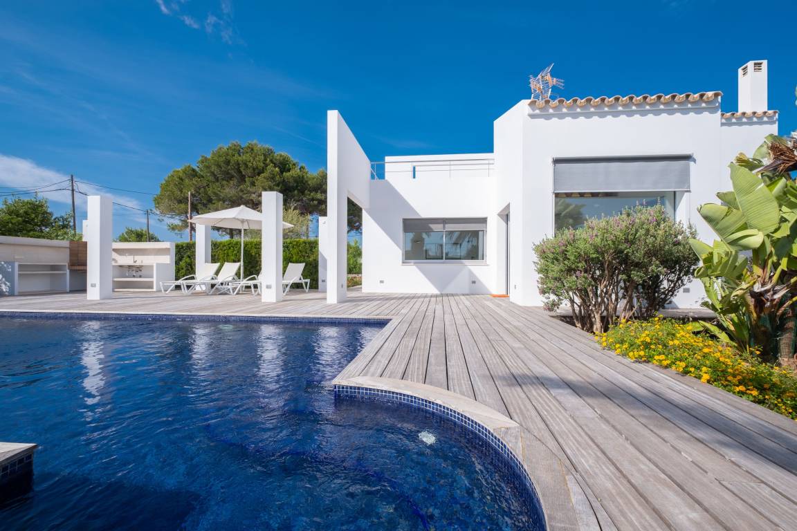 230 M² Villa ∙ 3 Schlafzimmer ∙ 6 Gäste - Menorca