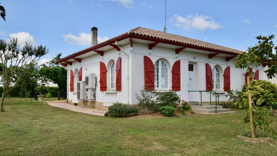 120 M² Gîte ∙ 3 Chambres ∙ 8 Personnes - Marmande