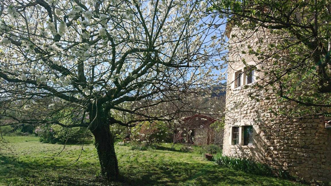 122 M² Gîte ∙ 4 Chambres ∙ 12 Personnes - Luc-en-Diois