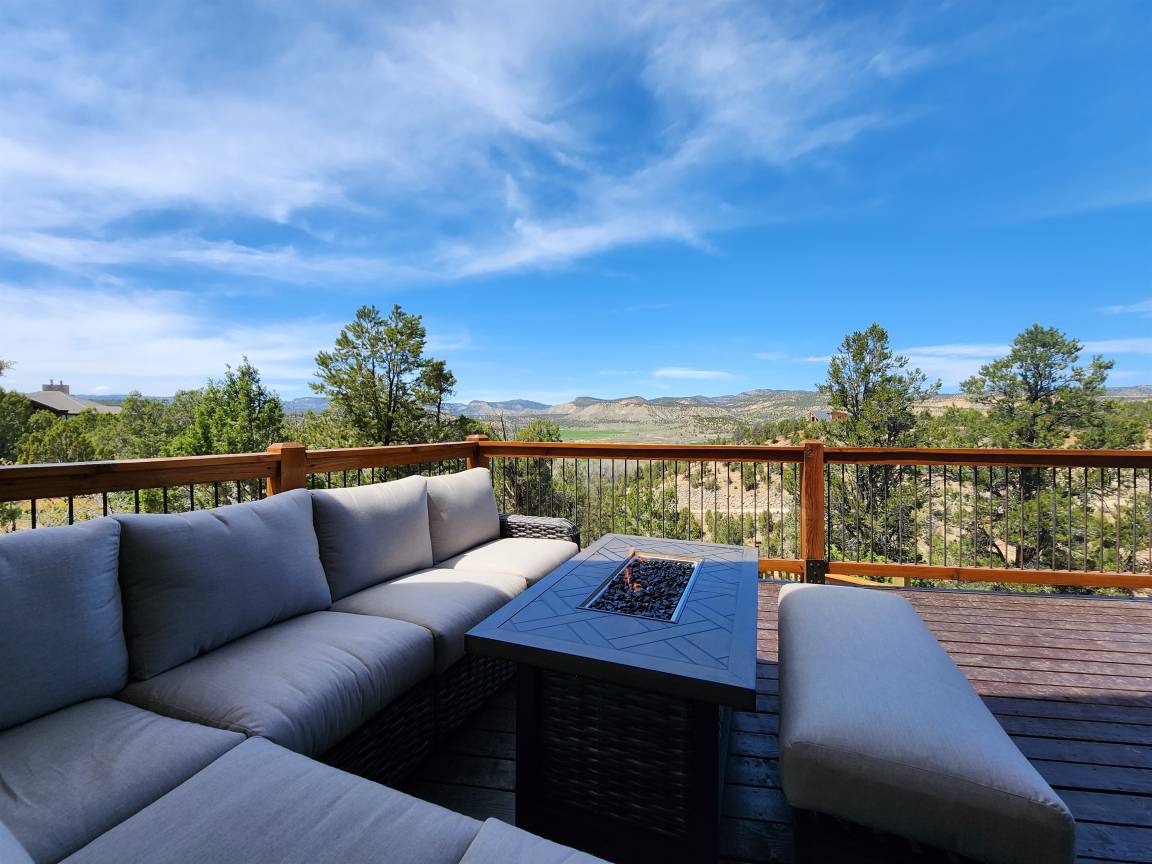 214 M² House ∙ 3 Bedrooms ∙ 10 Guests - Orderville, UT