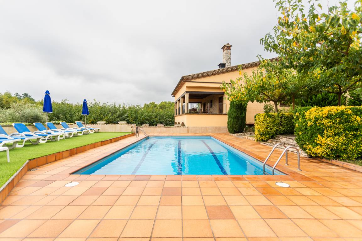 126 M² Ferienhaus ∙ 2 Schlafzimmer ∙ 7 Gäste - Malgrat de Mar