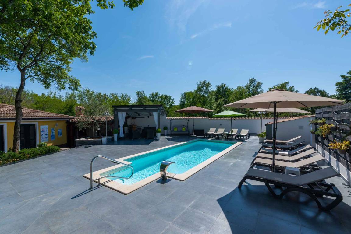 50 M² House ∙ 2 Bedrooms ∙ 4 Guests - Poreč