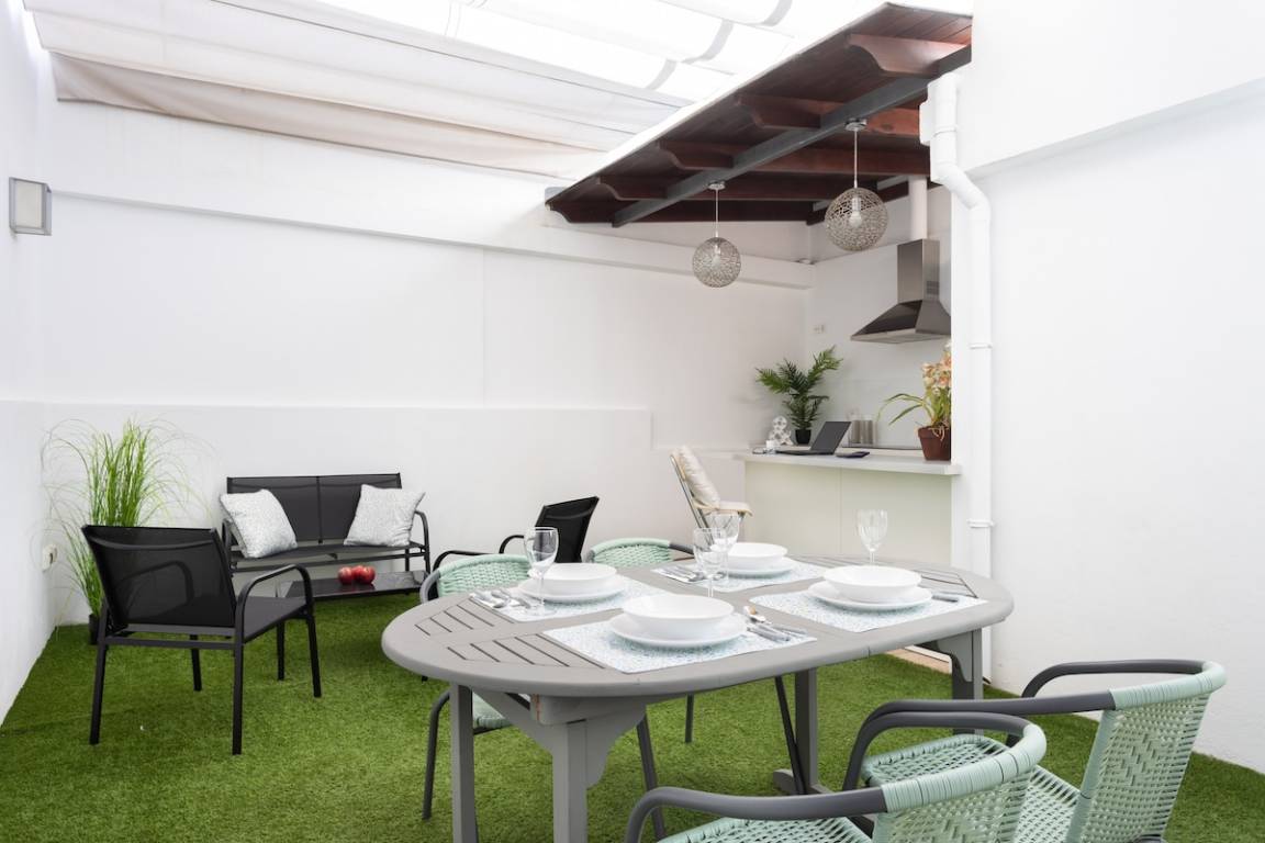 90 M² Apartamento ∙ 2 Habitaciones ∙ 4 Huéspedes - Santa Cruz de Tenerife