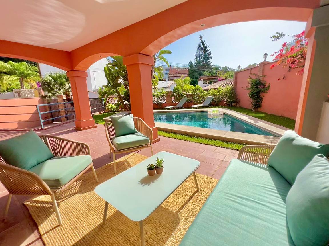 250 M² Villa ∙ 4 Habitaciones ∙ 9 Huéspedes - Marbella