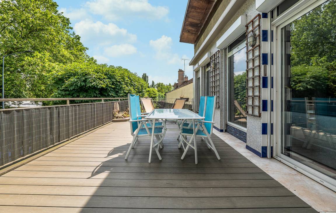 150 M² Appartamento ∙ 4 Camere Da Letto ∙ 10 Ospiti - Bobigny