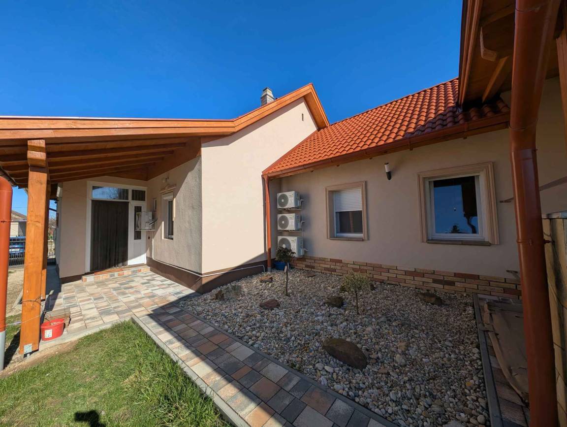 80 M² Maison De Vacances ∙ 3 Chambres ∙ 5 Personnes - Vonyarcvashegy