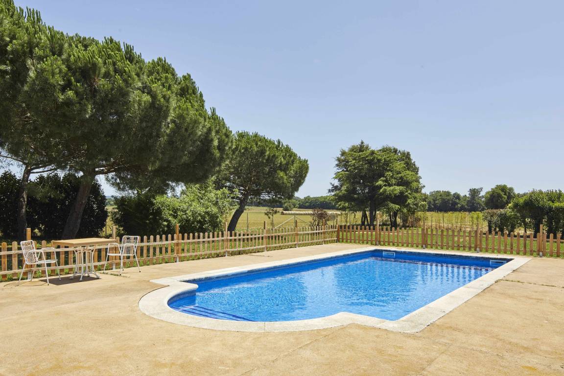 378 M² House ∙ 7 Bedrooms ∙ 13 Guests - Girona