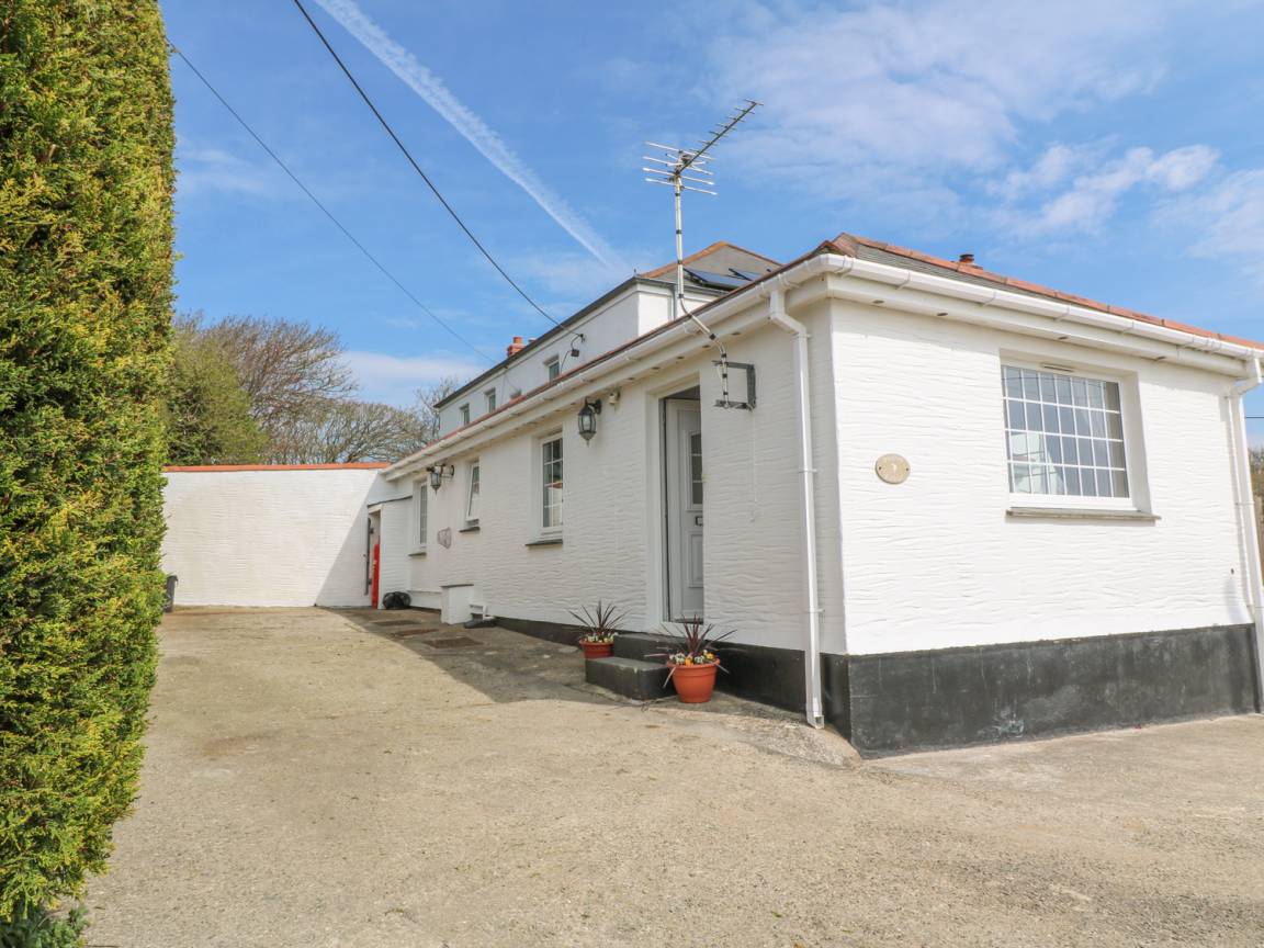 Cottage ∙ 2 Bedrooms ∙ 4 Guests - Perranporth
