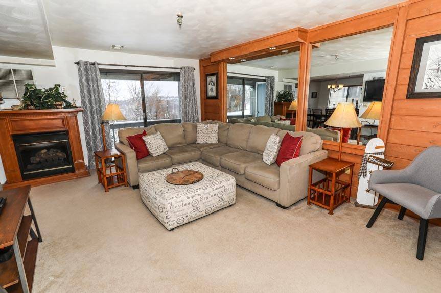 Condo ∙ 3 Bedrooms ∙ 12 Guests - Seven Springs, PA