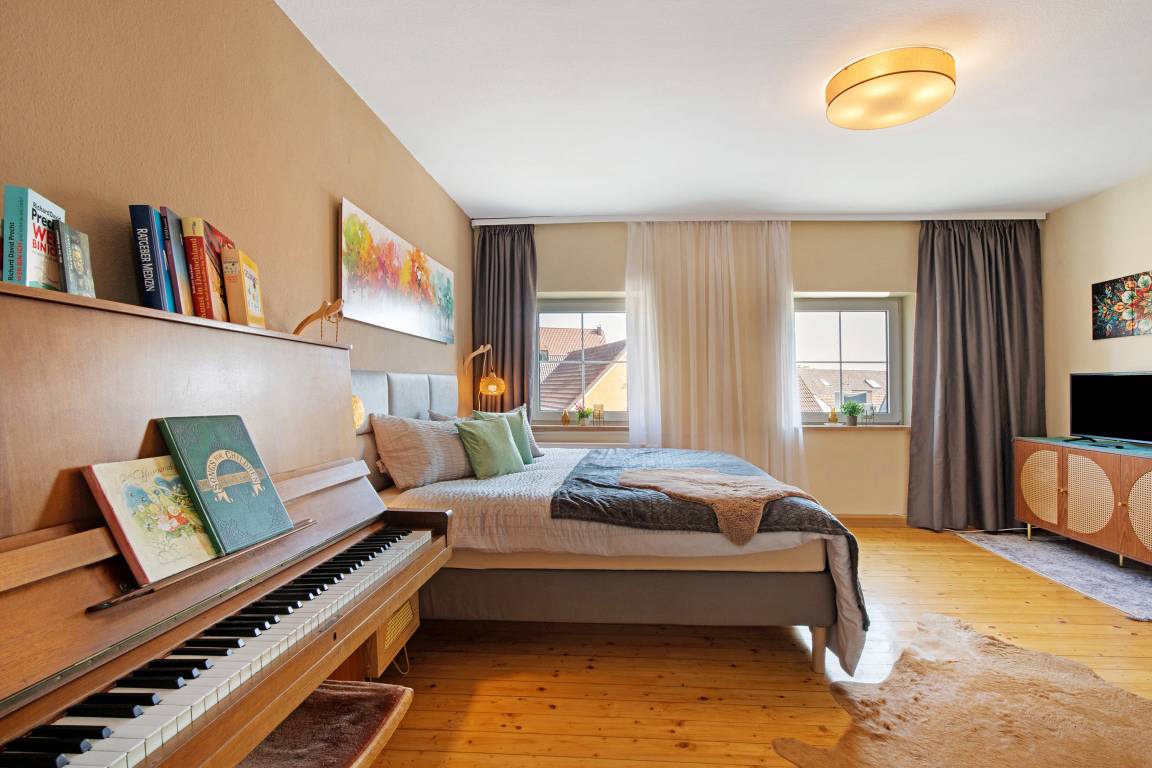 75 M² Ferienwohnung ∙ 2 Schlafzimmer ∙ 5 Gäste - Illertissen
