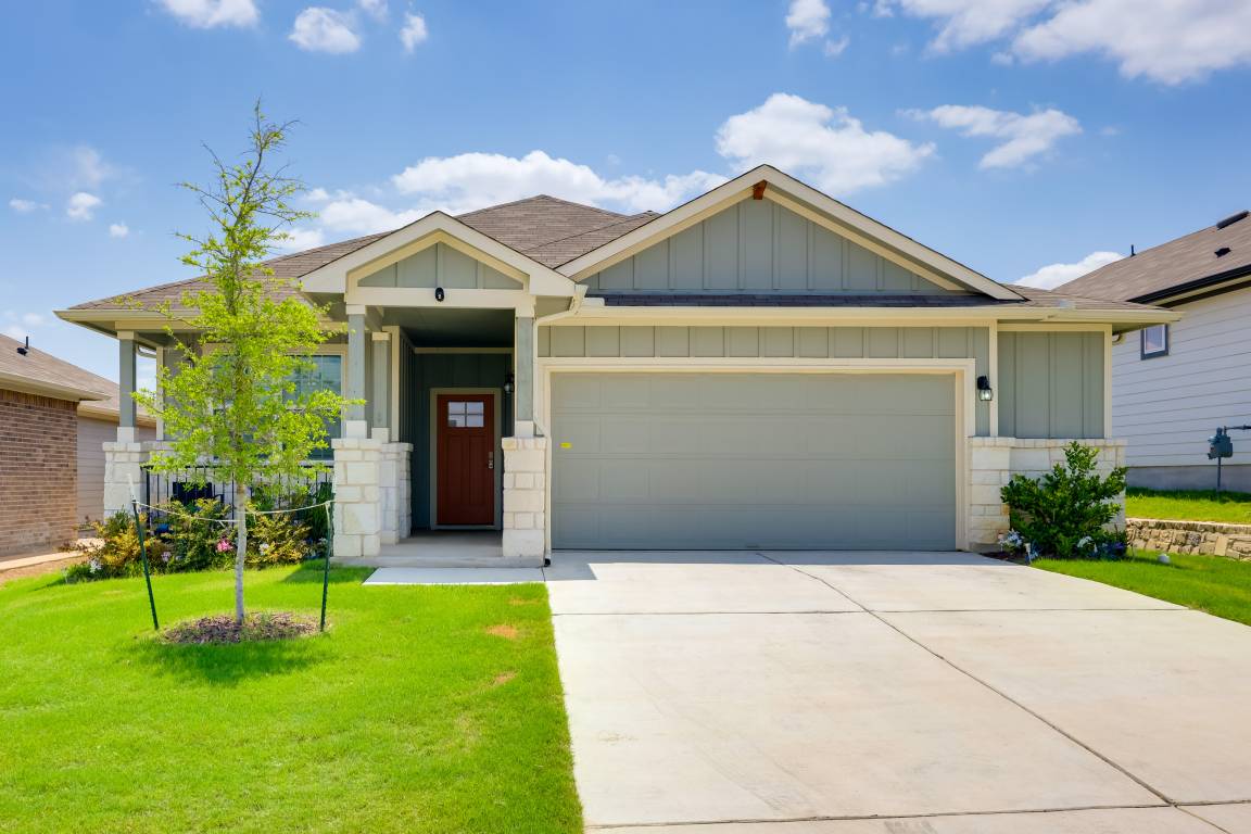 142 M² House ∙ 4 Bedrooms ∙ 8 Guests - Kyle, TX