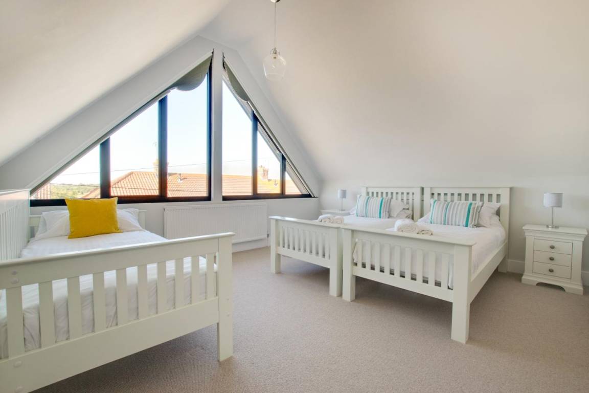 Cottage ∙ 5 Bedrooms ∙ 10 Guests - Southwold