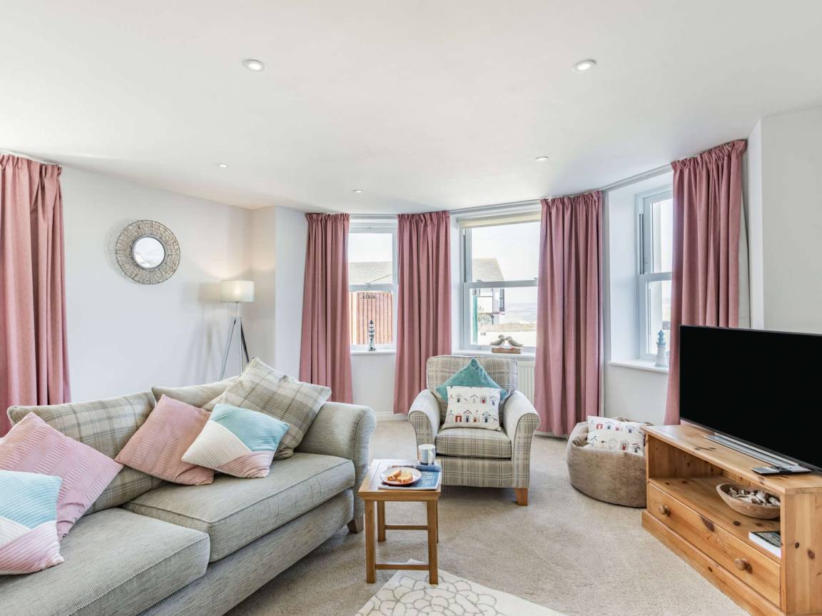 Cottage ∙ 2 Bedrooms ∙ 4 Guests - Westward Ho!
