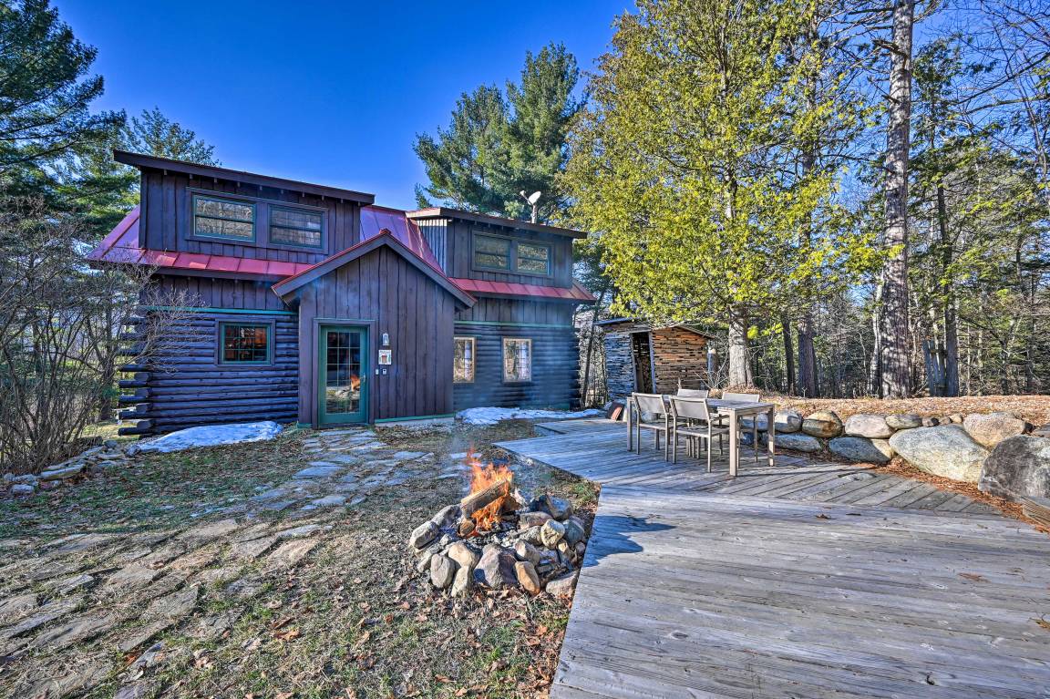 195 M² House ∙ 4 Bedrooms ∙ 6 Guests - Adirondack Mountains