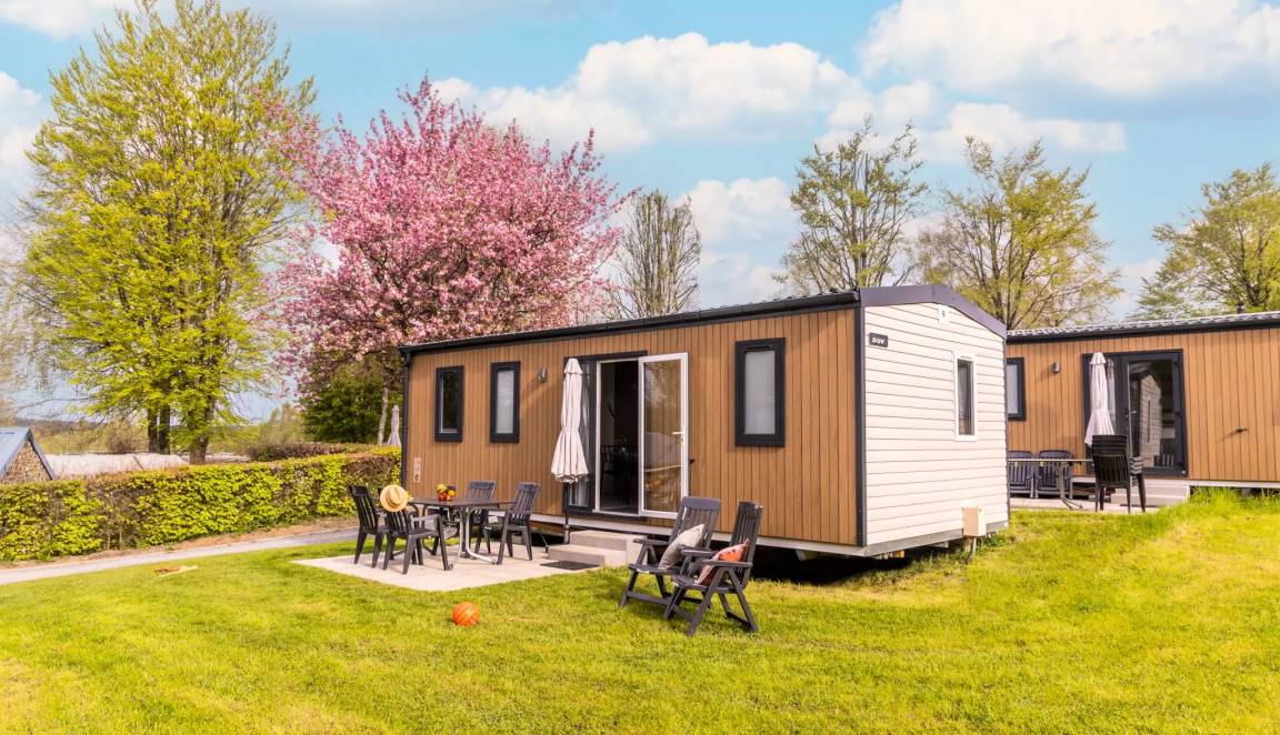 35 M² Caravan ∙ 2 Bedrooms ∙ 6 Guests - Belgium