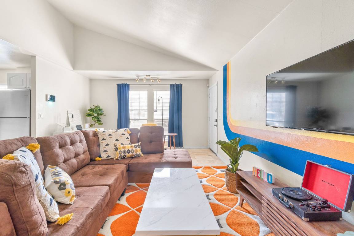 House ∙ 3 Bedrooms ∙ 8 Guests - Dallas, TX
