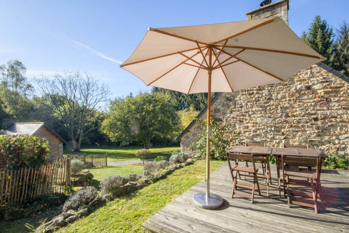 85 M² Gîte ∙ 2 Chambres ∙ 4 Personnes - Baud