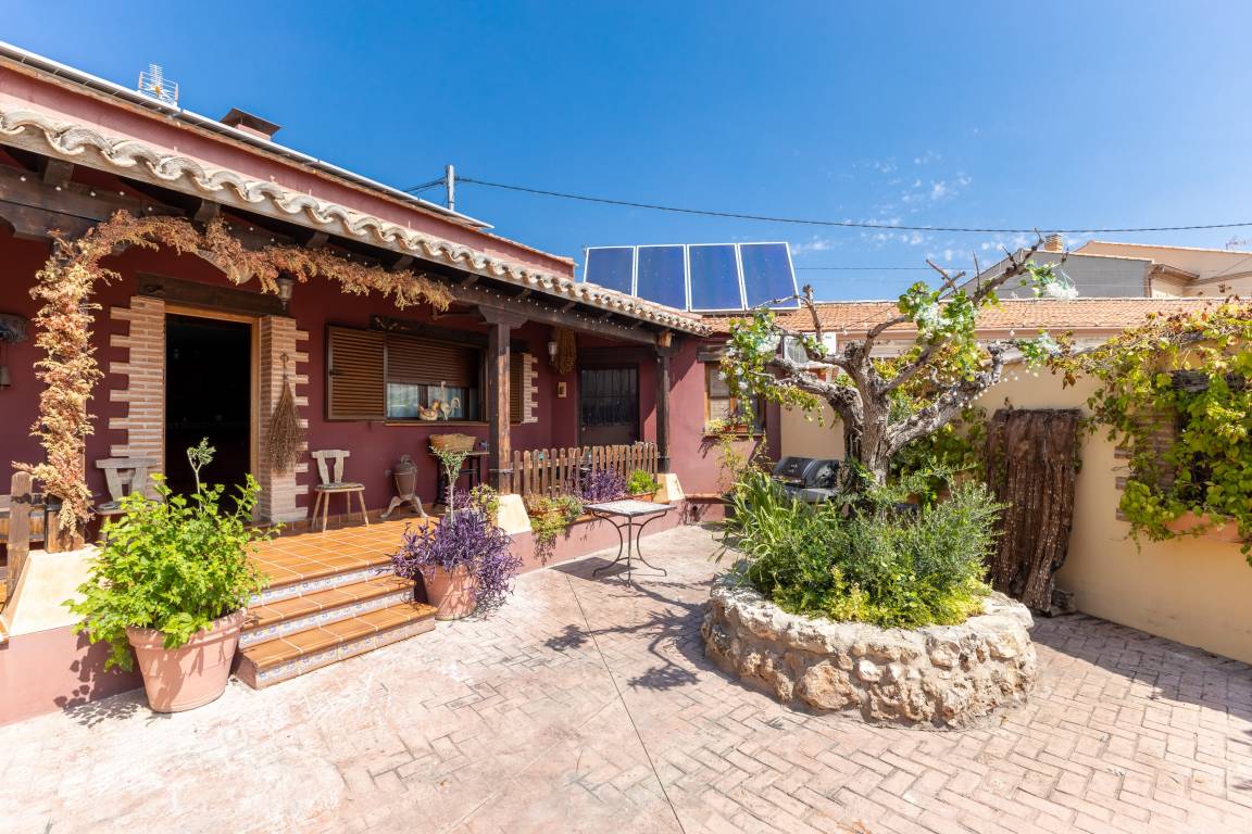 270 M² Casa ∙ 5 Habitaciones ∙ 16 Huéspedes - Villarejo de Salvanés