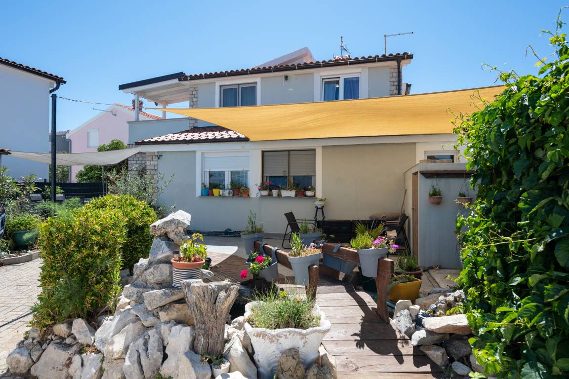 50 M² Ferienwohnung ∙ 2 Schlafzimmer ∙ 6 Gäste - Nin