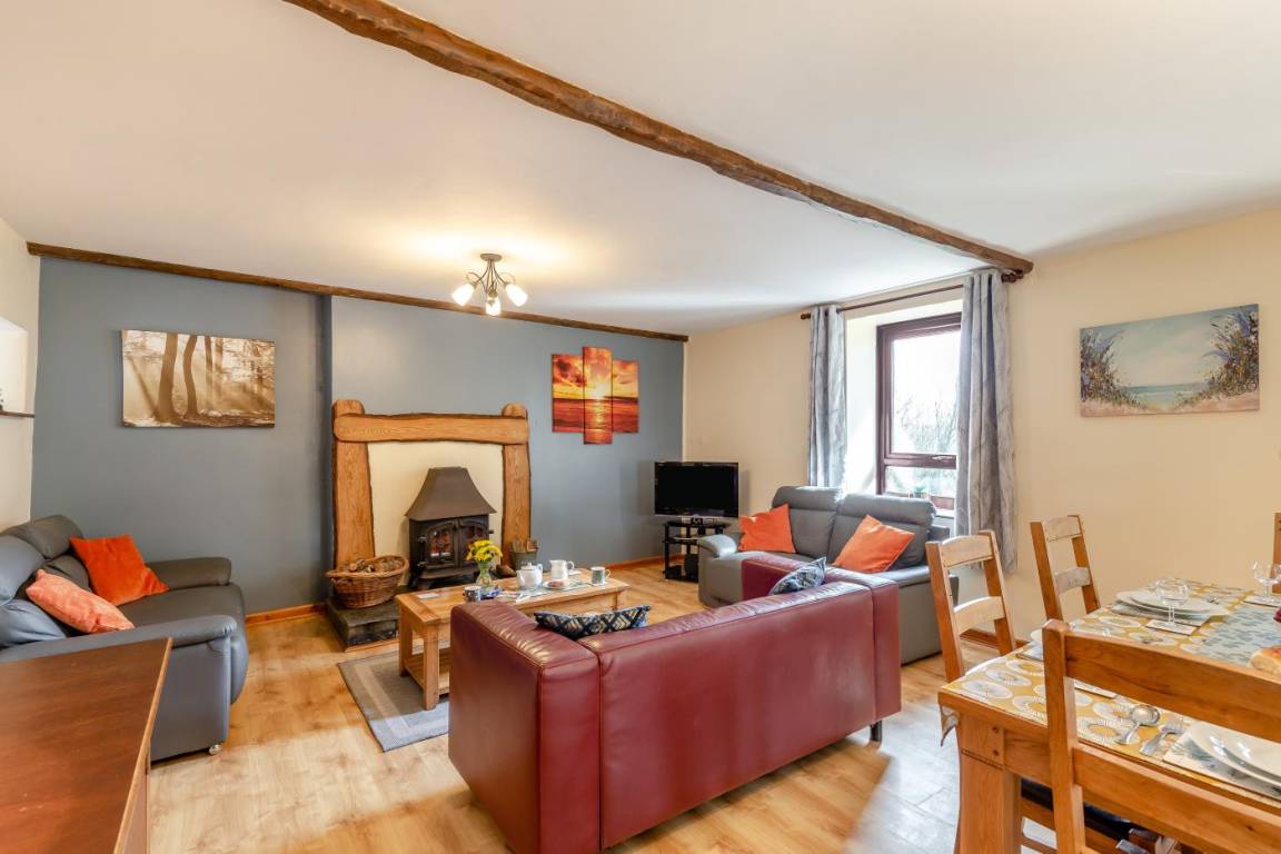 Cottage ∙ 3 Bedrooms ∙ 6 Guests - Welcombe
