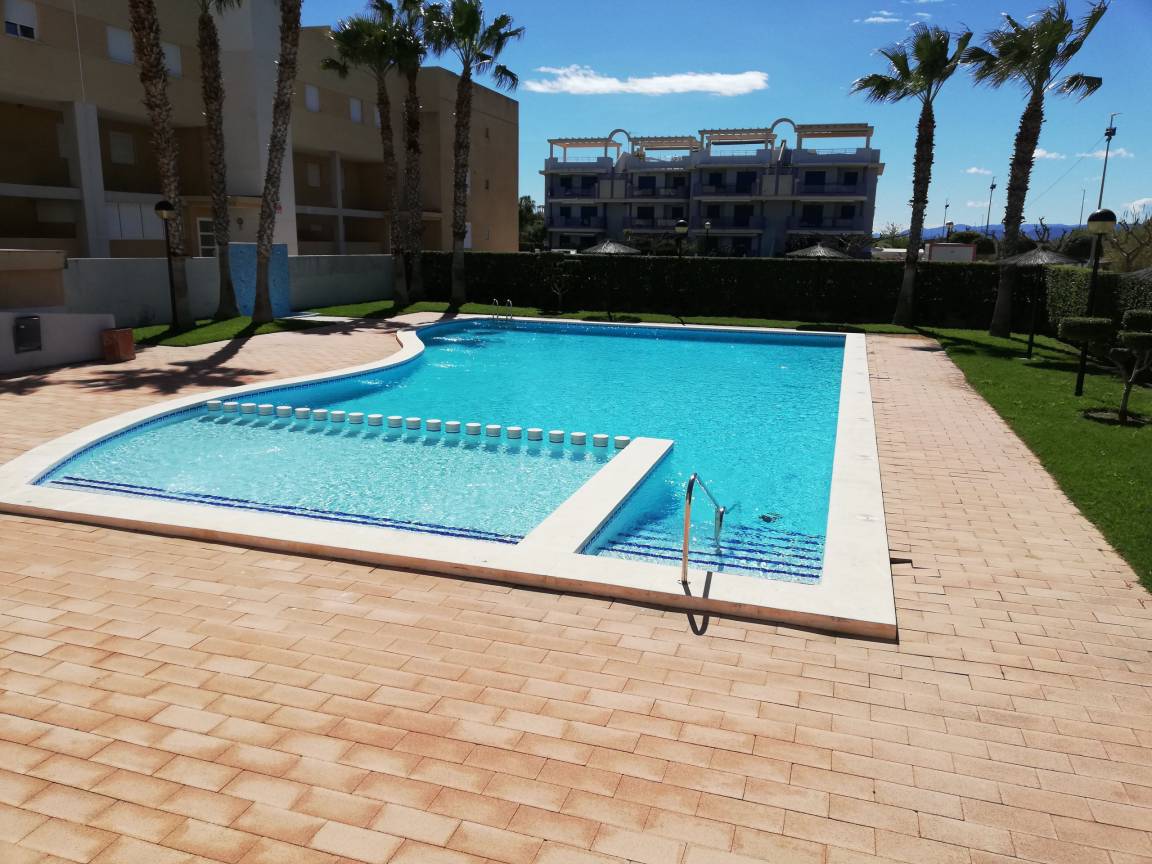 79 M² Apartamento ∙ 2 Habitaciones ∙ 4 Huéspedes - Xeraco