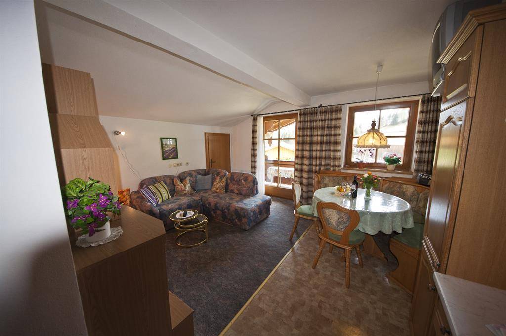 70 M² Apartment ∙ 1 Bedroom ∙ 6 Guests - Kössen