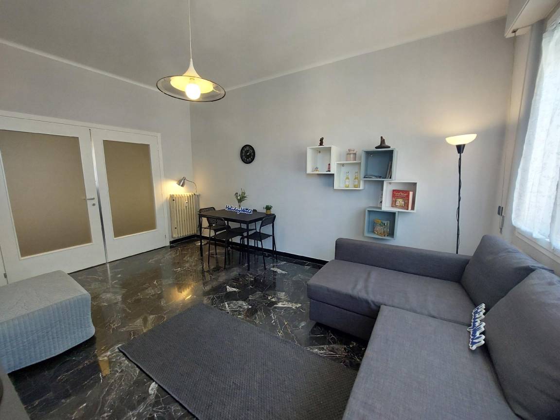 70 M² Ferienwohnung ∙ 1 Schlafzimmer ∙ 5 Gäste - Chiavari