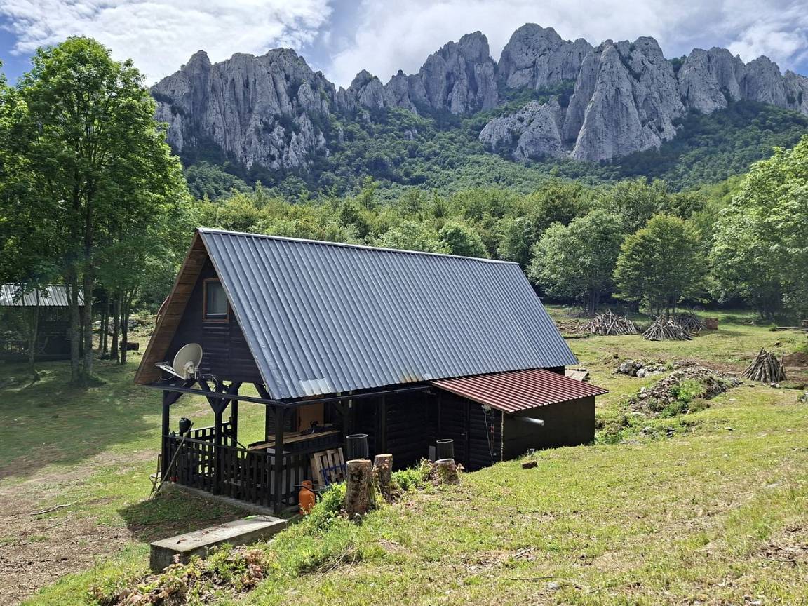 Ferienhaus ∙ 2 Schlafzimmer ∙ 4 Gäste - Karlobag