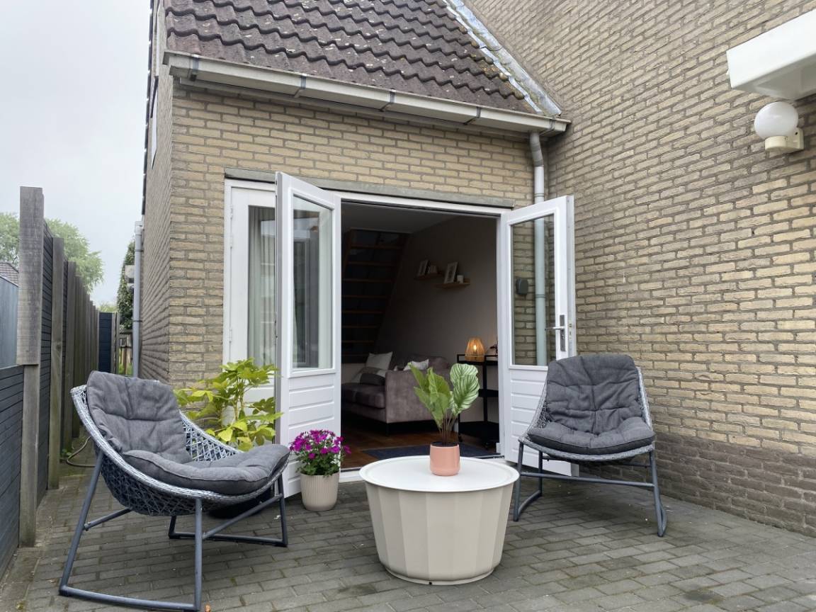 40 M² Huis ∙ 2 Slaapkamers ∙ 3 Gasten - Domburg