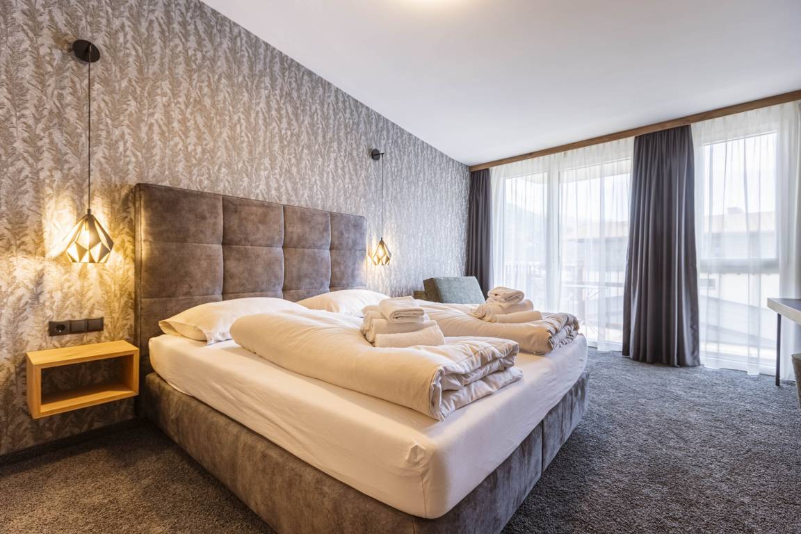 66 M² Ferienwohnung ∙ 1 Schlafzimmer ∙ 5 Gäste - Uderns